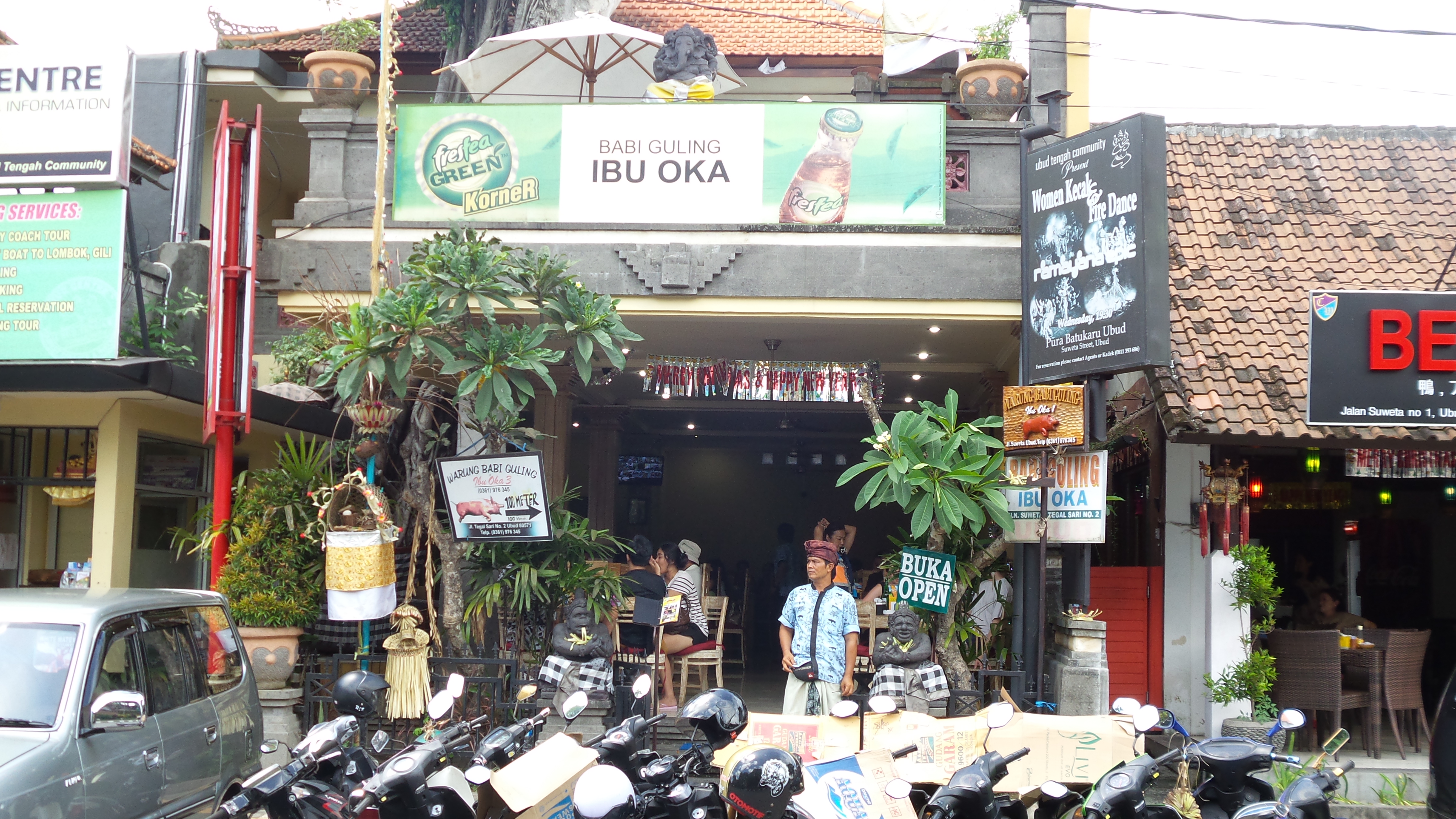 New Ubud Line Bus Stop : Ubud Central Parking - Kura-Kura Blog